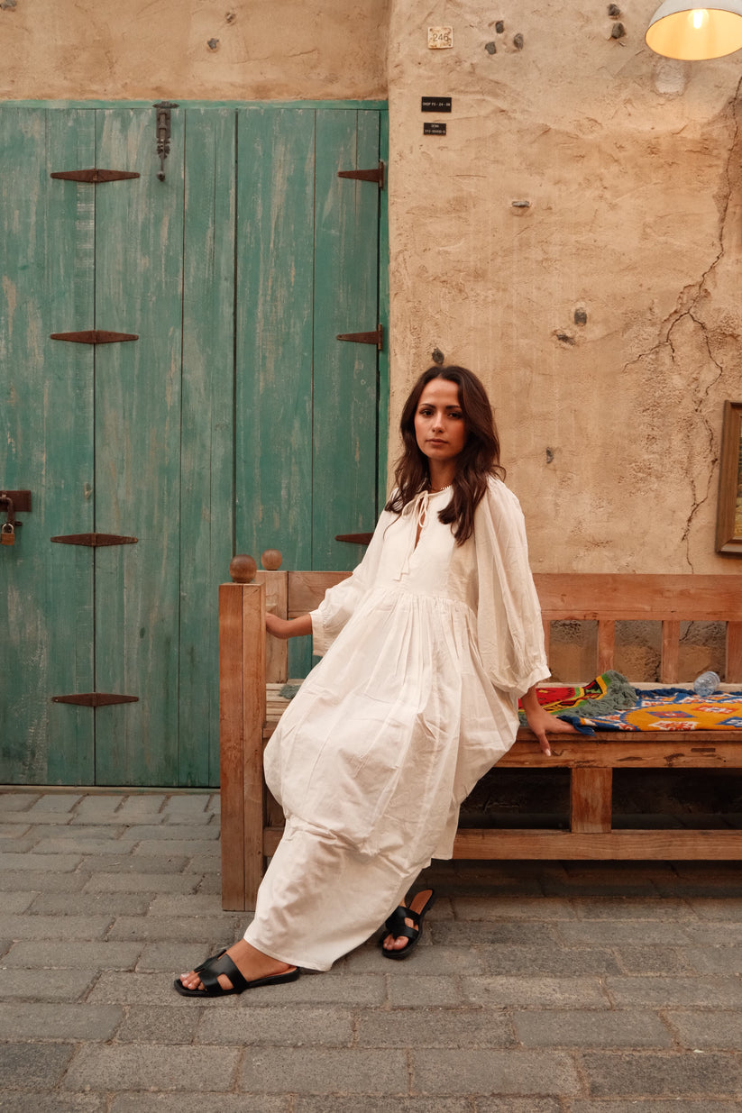 Sara Midi Dress Snow – House of Sundar
